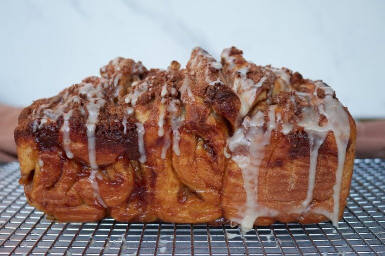 Sourdough Apple Pie Pull-Apart Bread with a Vanilla Glaze - Country ...