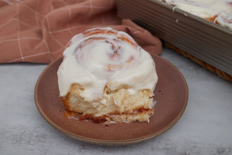 Quick Sourdough Discard Cinnamon Rolls (one hour rise) - Country Roads ...